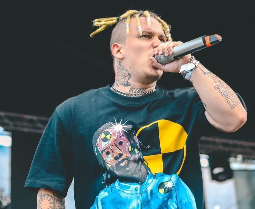 Le rappeur Costa Titch meurt en plein concert à Johannesburg | IciBillet